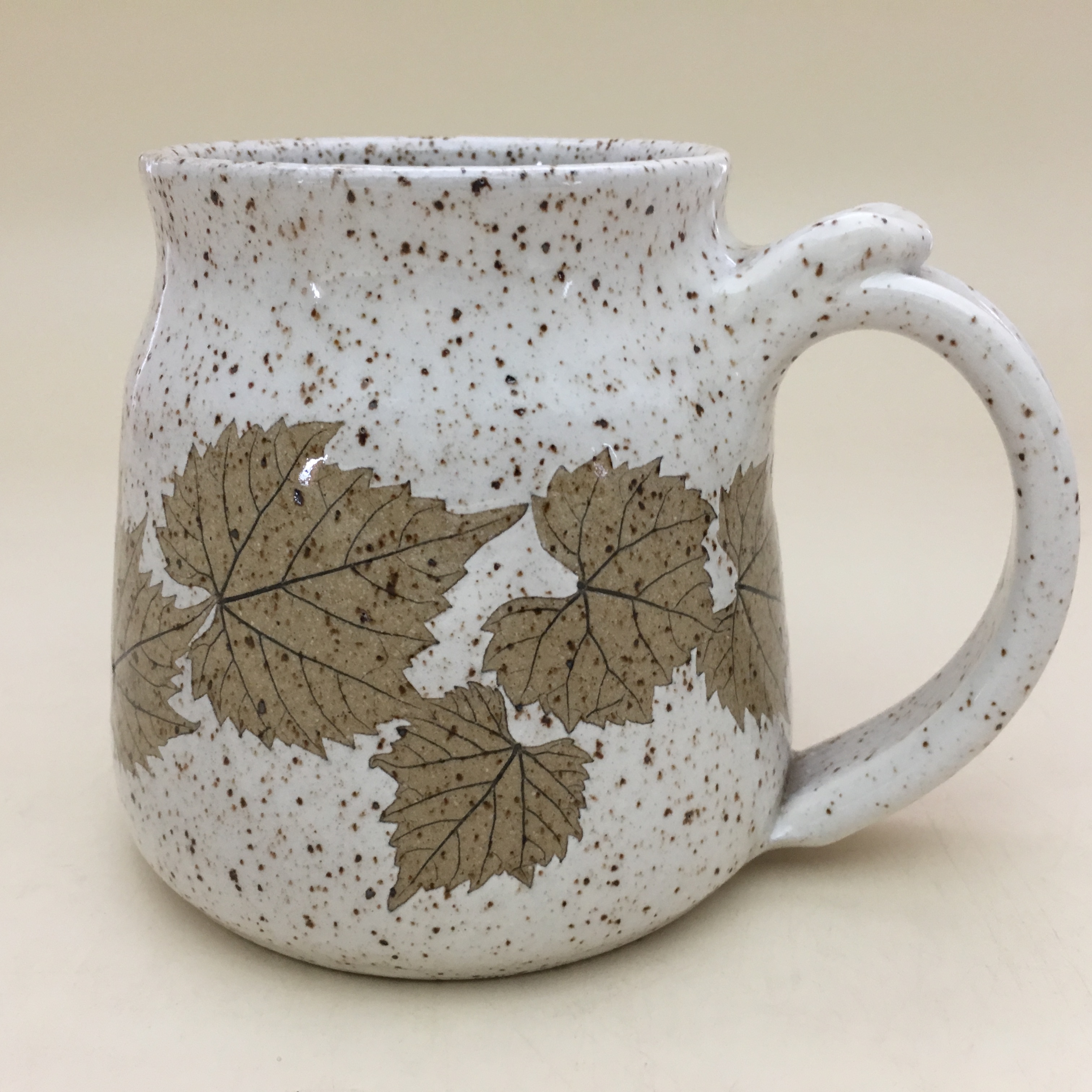 030 Bristoleaf Mug Tankard Style (White) – Wizard of Clay Pottery