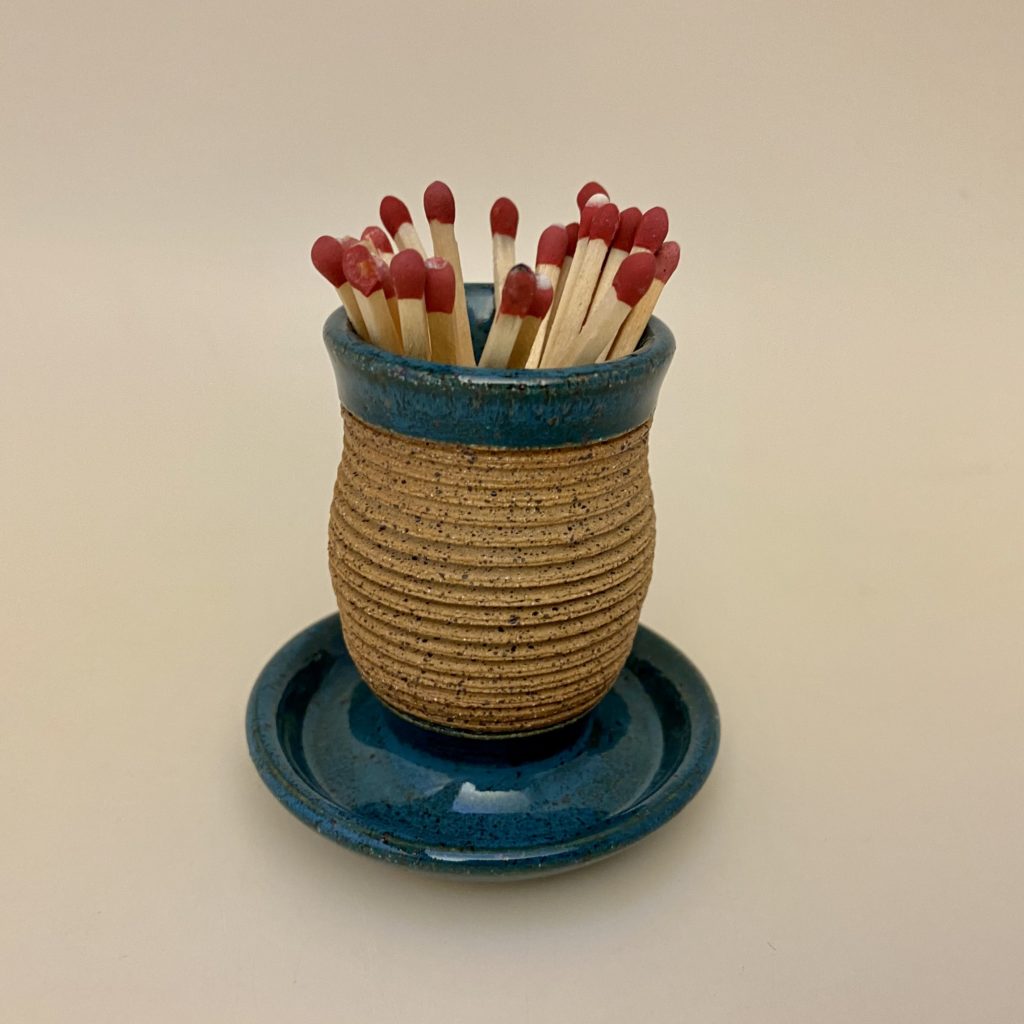 968- Match Striker/ Toothpick Holder (Dark Green) – Wizard of Clay Pottery